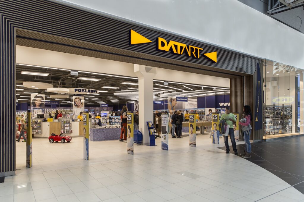 Datart - Continuous development of ERP according to changing customer ...